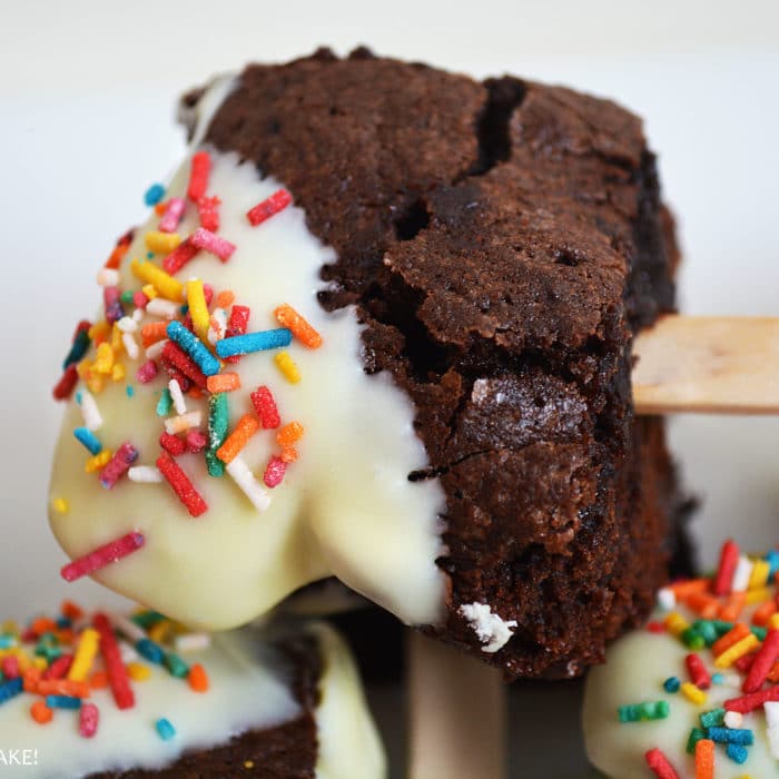 Brownie Pops (Video) - Lights, Camera, BAKE!