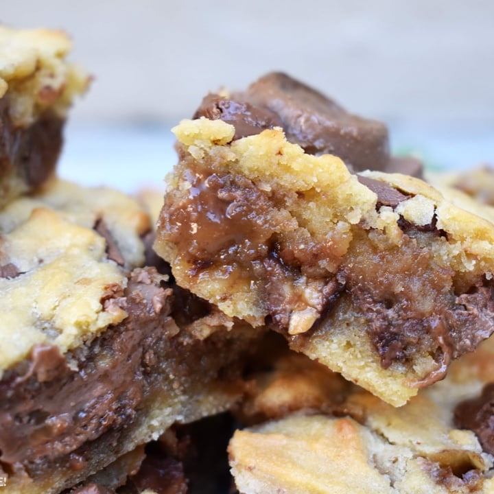 Bars and Slices - Lights, Camera, BAKE!